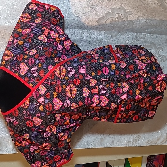 UA Scrubs | Other | New Scrub Top | Poshmark